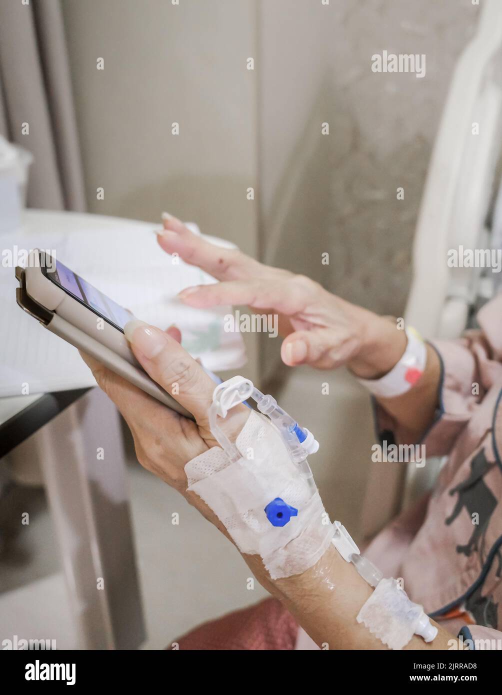 Hospital communication hi-res stock photography and images - Alamy