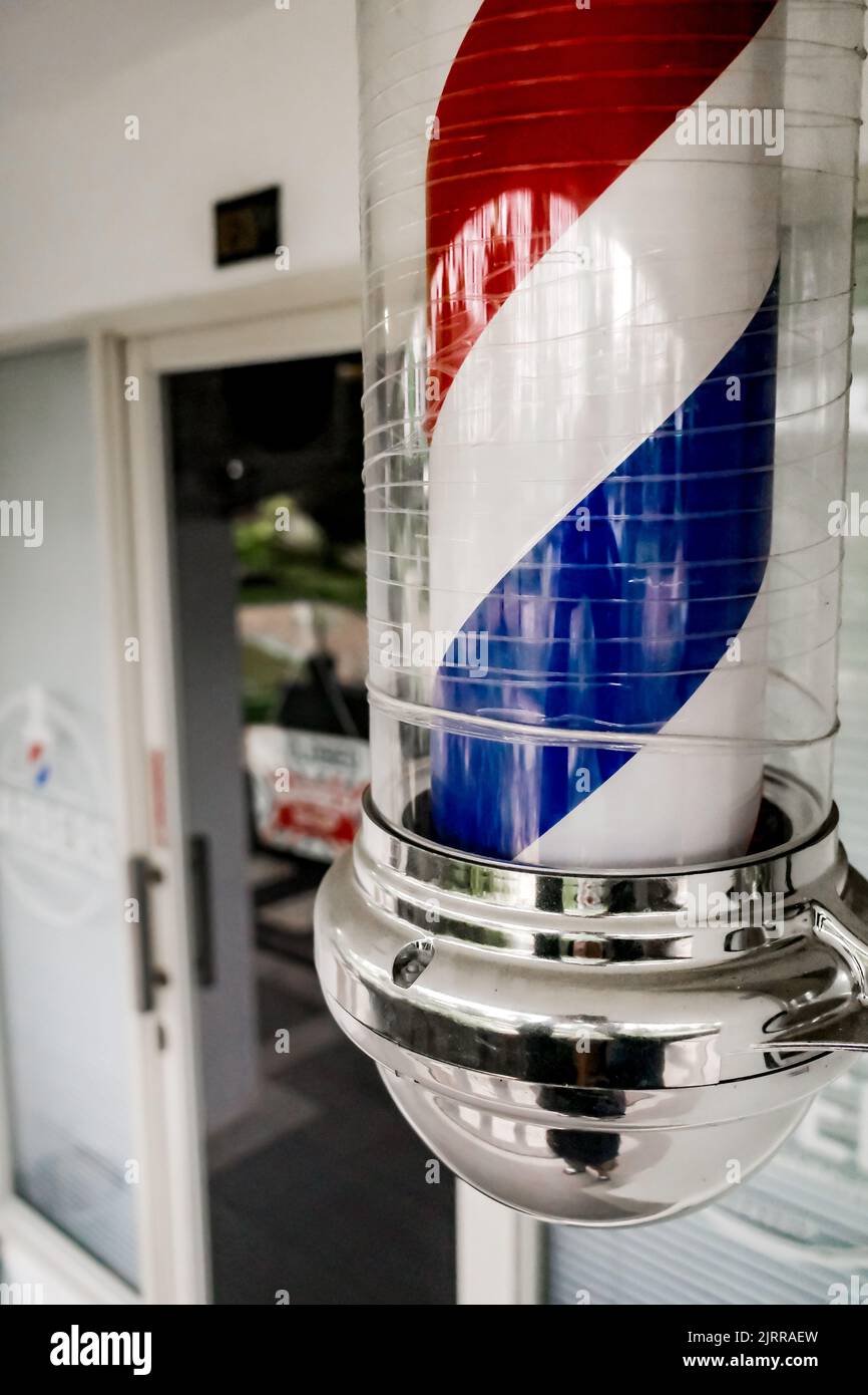 Business signage hi-res stock photography and images - Alamy