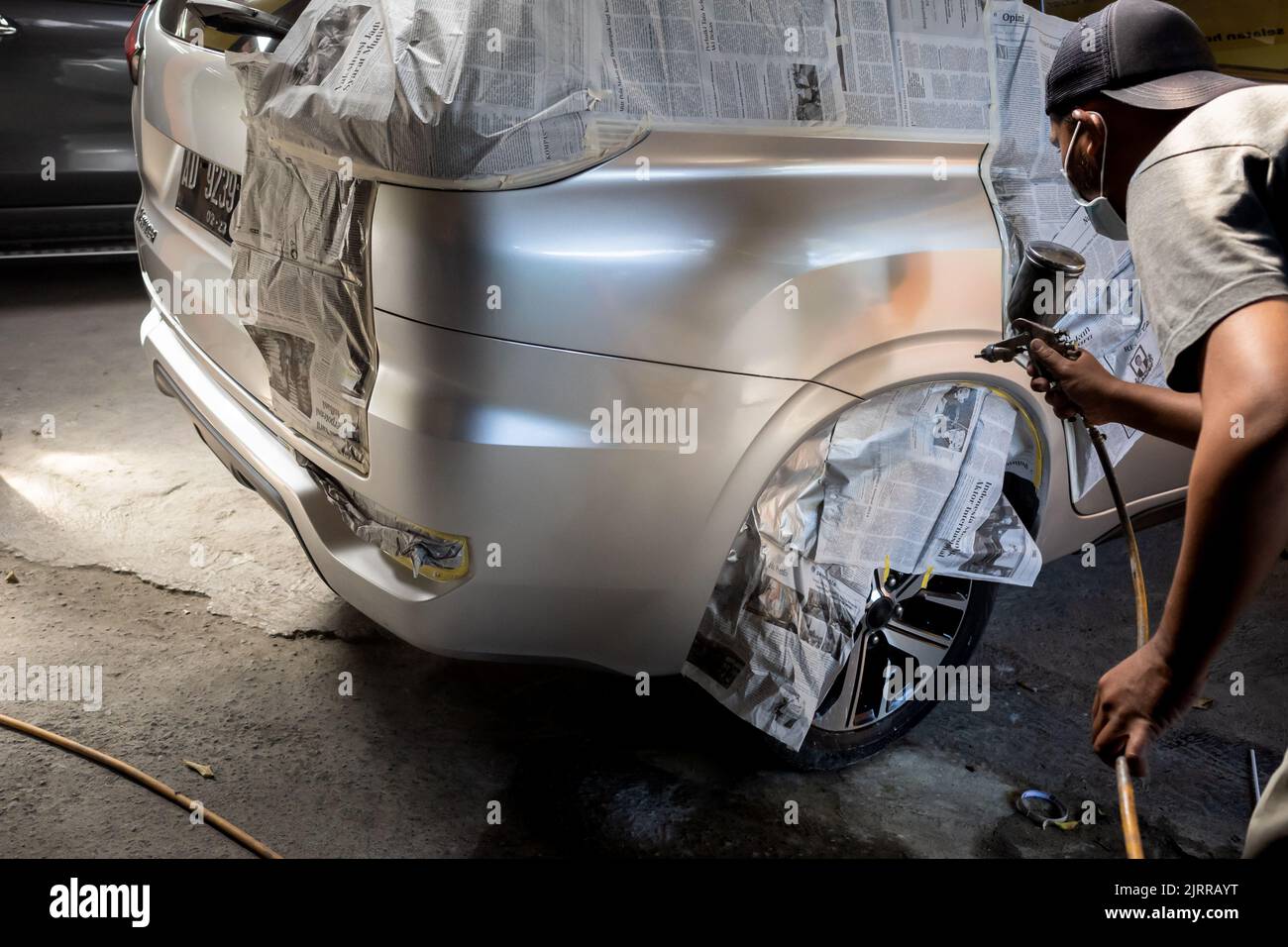 Car repaint hi-res stock photography and images - Alamy