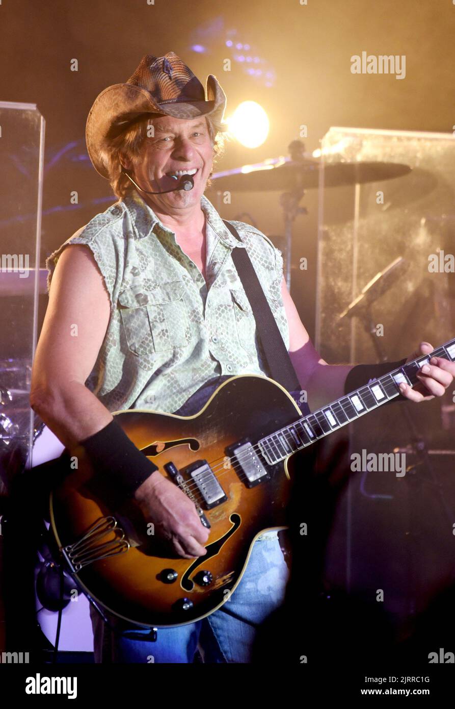Memphis, TN, USA. 25th Aug, 2022. Ted Nugent on stage for Ted Nugent in ...