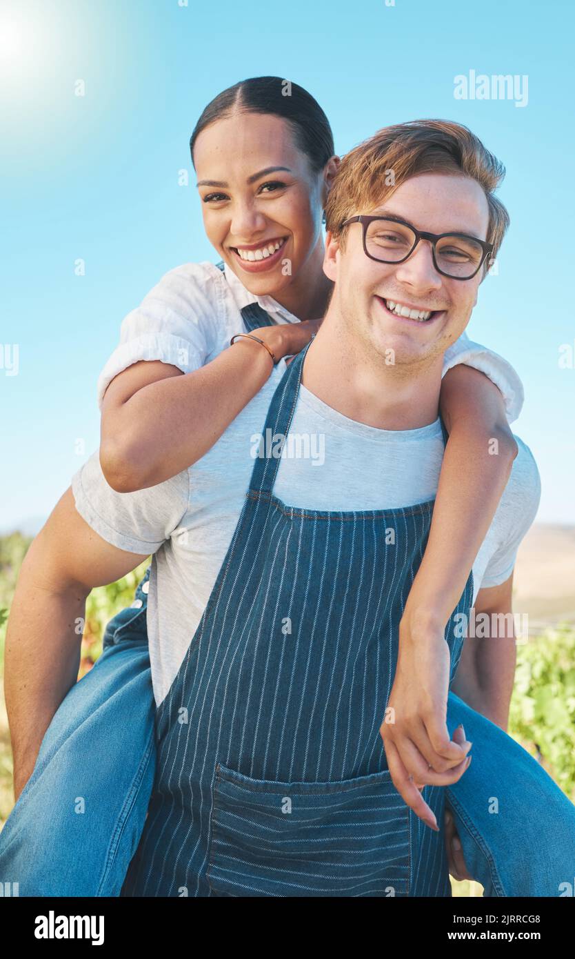 Love, smile and happy farmer couple in countryside, nature park or farm ...