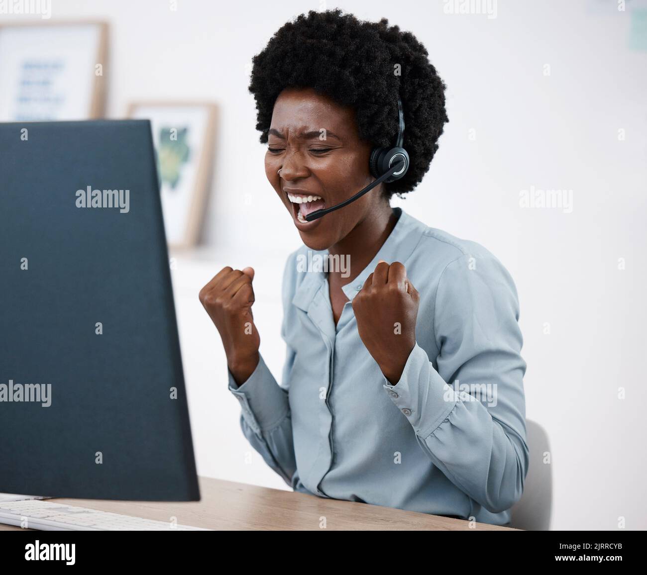 Excited woman computer home hi-res stock photography and images - Alamy