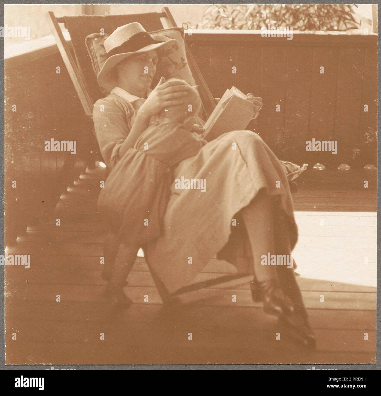 May 7 1918 hi-res stock photography and images - Alamy