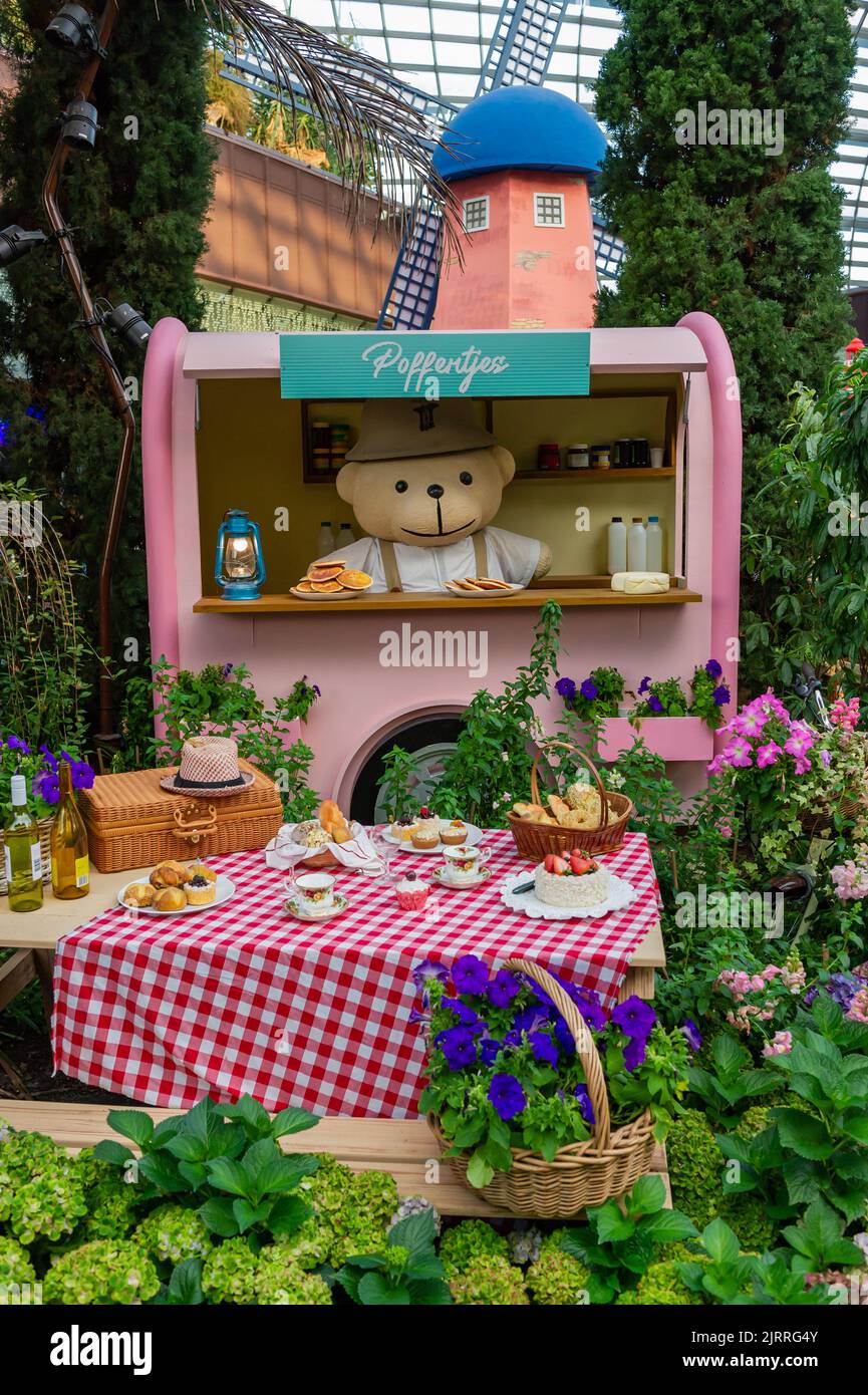 A cute Teddy Bear selling Poffertjes at the Dutch Section in the Flower ...