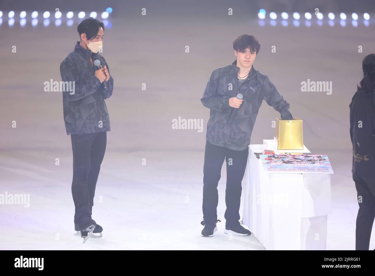 Shinyokohama Skate Center, Kanagawa, Japan. 25th Aug, 2022. (L-R ...