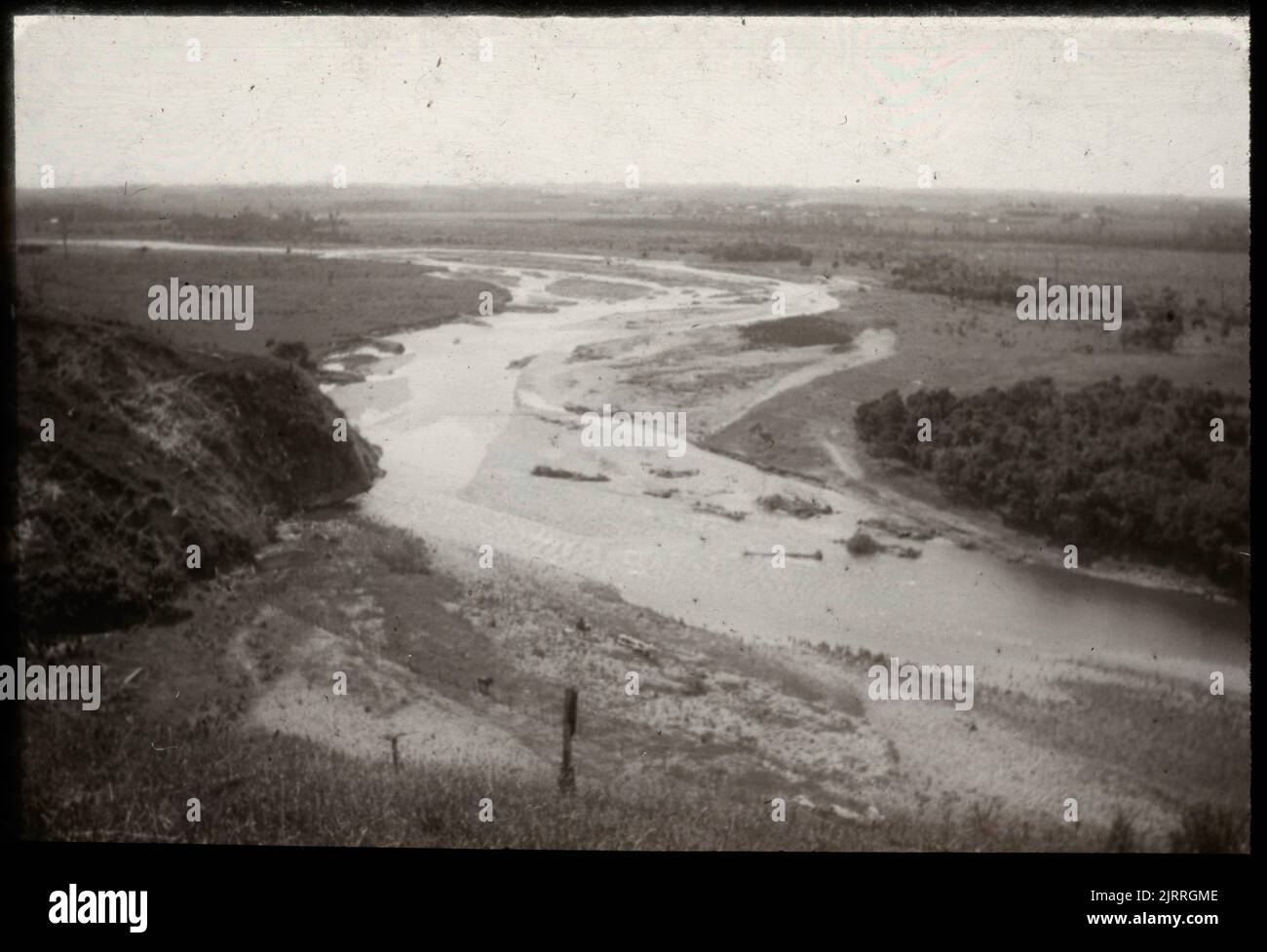 The Ohau River downstream from northern end of the Poroporo Ridge ...