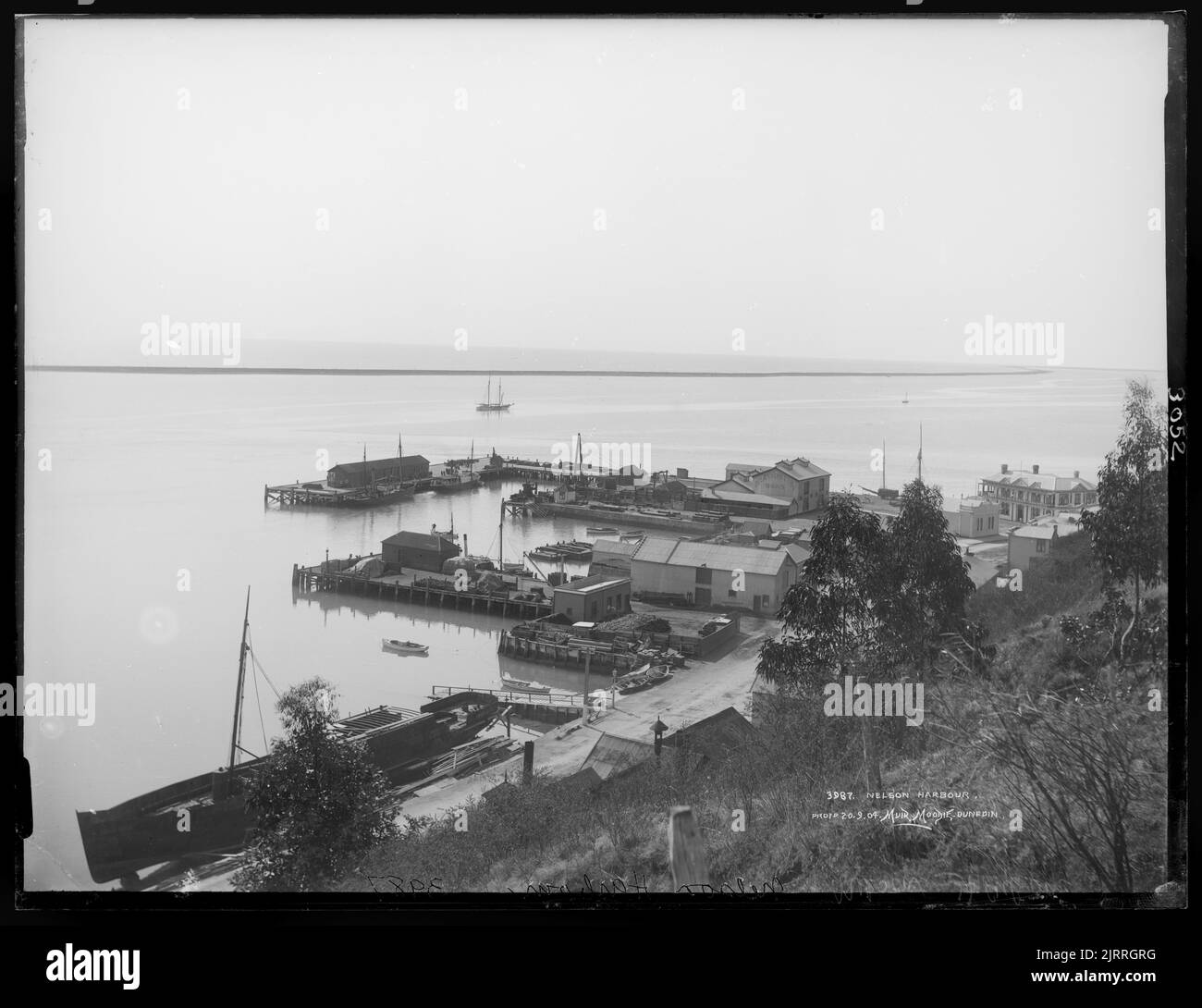 Nelson harbour nelson harbour Black and White Stock Photos & Images - Alamy