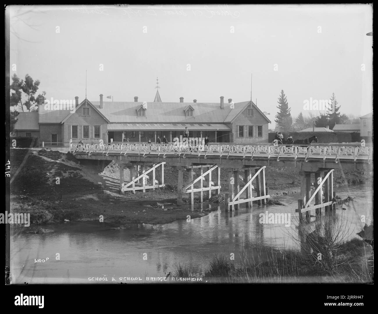 Blenheim school and school bridge hi-res stock photography and images ...