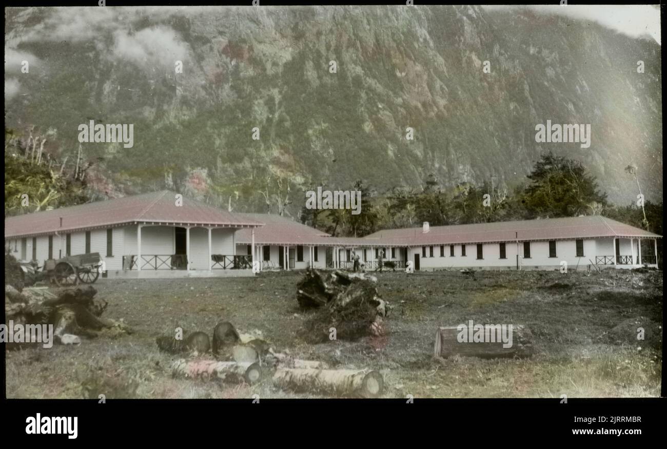 Milford sound architecture hi-res stock photography and images - Alamy