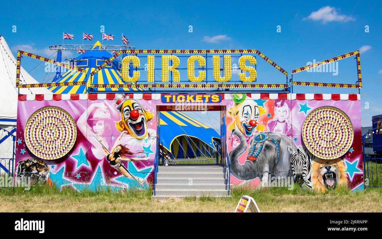 Bigtop hi-res stock photography and images - Alamy