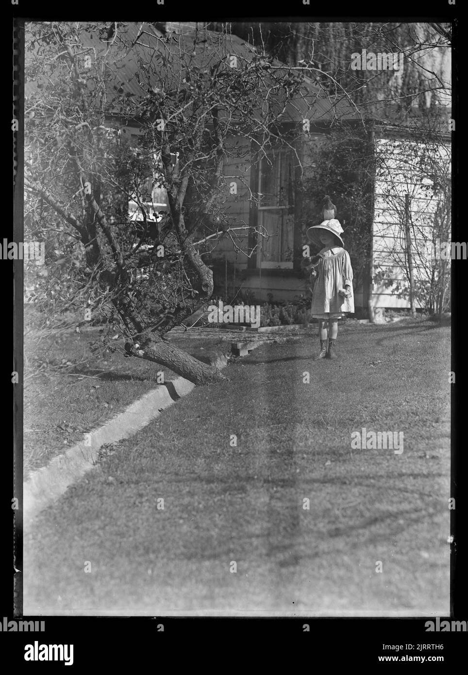 Girl with kerer, Tutira Estate, circa 1910, Hawke's Bay, by Herbert ...