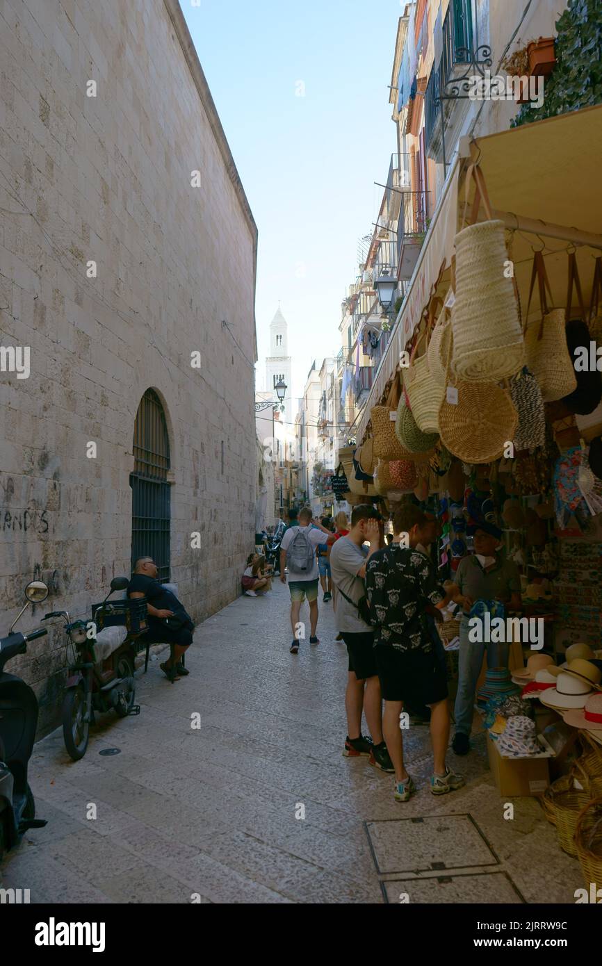 Old town bari hi-res stock photography and images - Alamy
