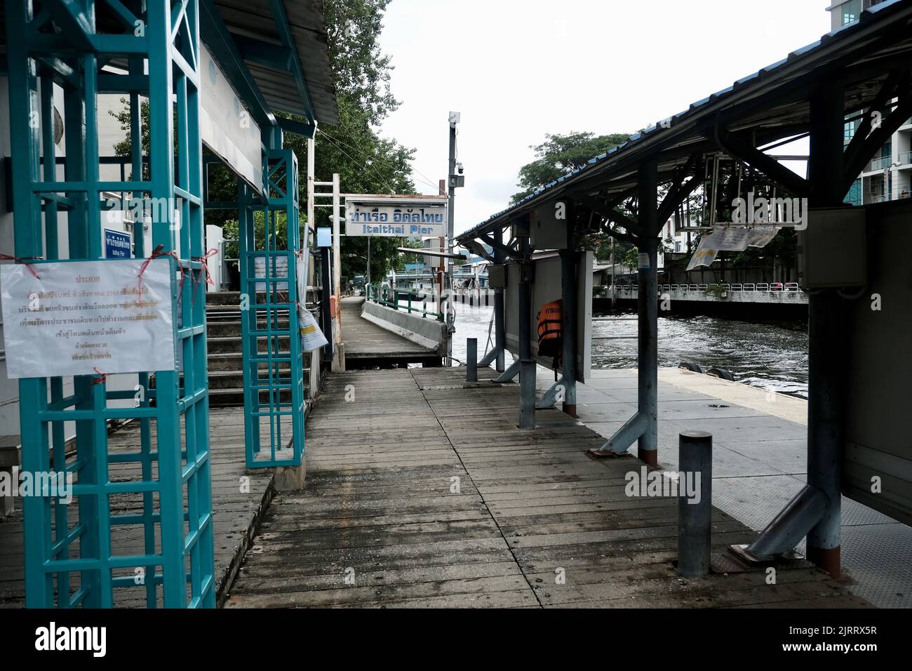 Italthai Tower Pier Khlong Saen Saep, Bang Kapi, Huai Khwang, Bangkok ...