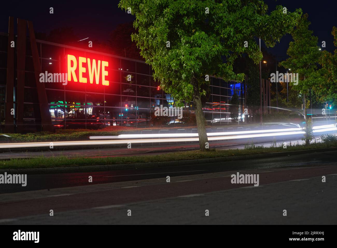 Red rewe logo hi-res stock photography and images - Alamy