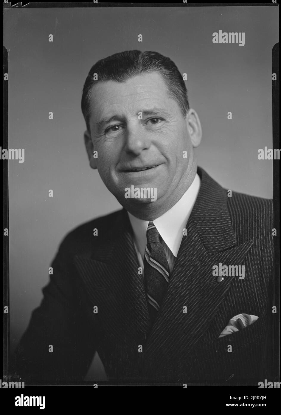 Mr McIndoe, 1936, Wellington, by Spencer Digby Studios. Spencer Digby ...