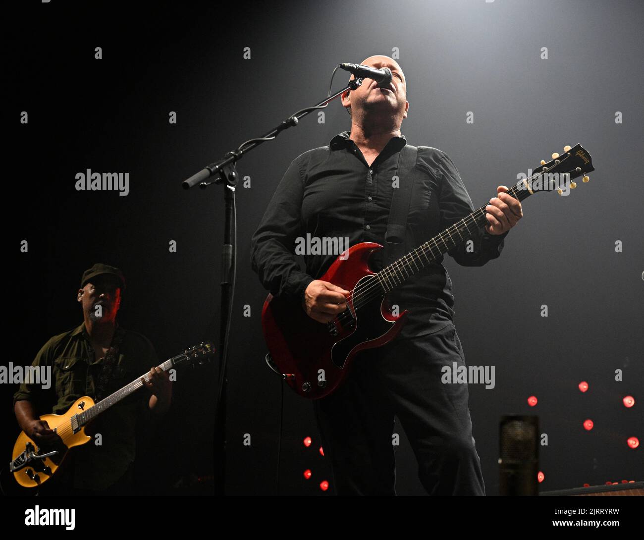Pixies live 2022 hi-res stock photography and images - Alamy