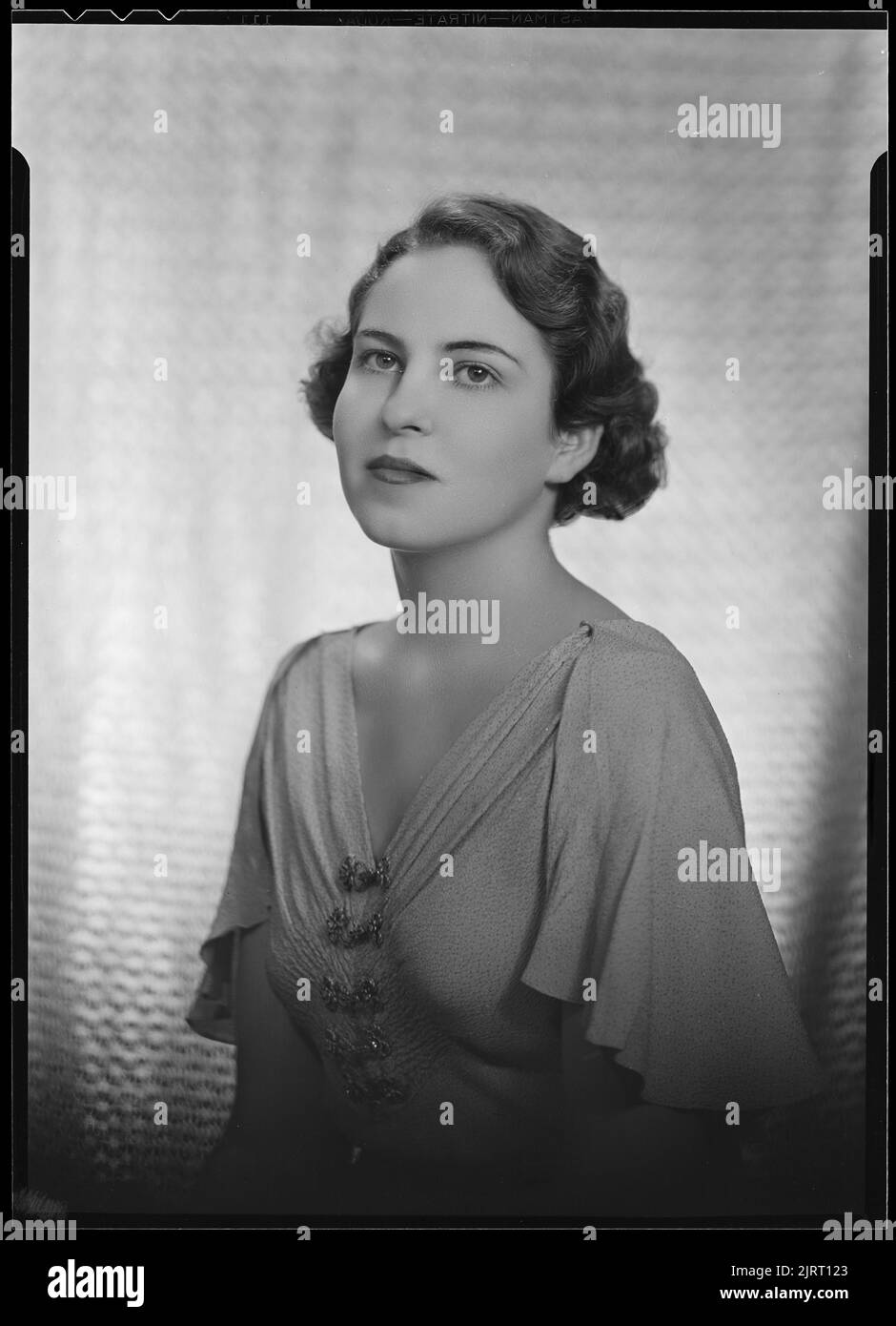Miss O Wells, 1936, Wellington, by Spencer Digby Studios. Spencer Digby ...