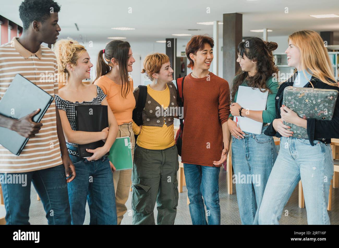 Classmates multiethnic hi-res stock photography and images - Alamy