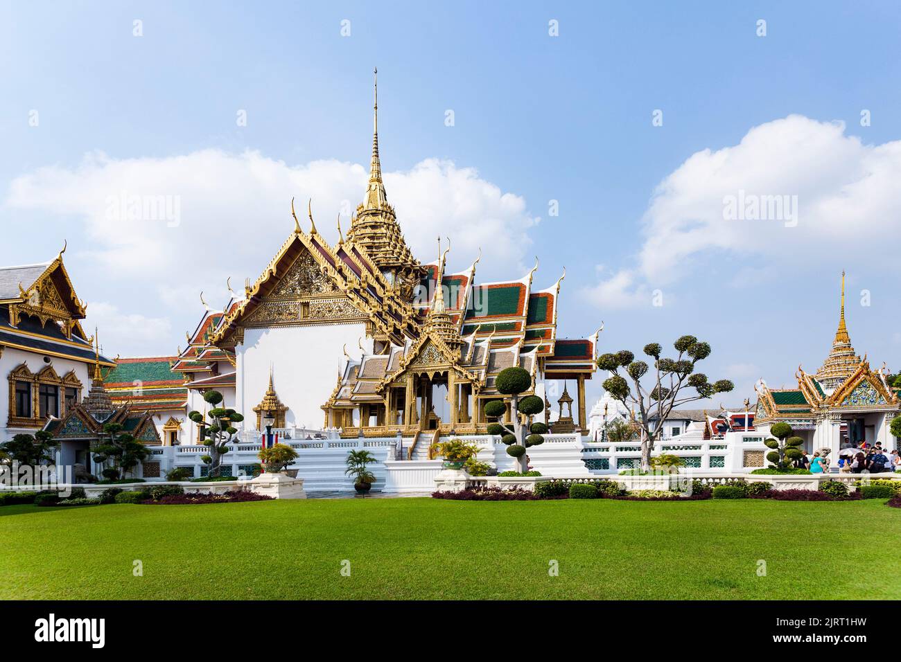 Bangkok, Thailand - January 4, 2010: Phra Tinang Aporn Phimok Prasat ...