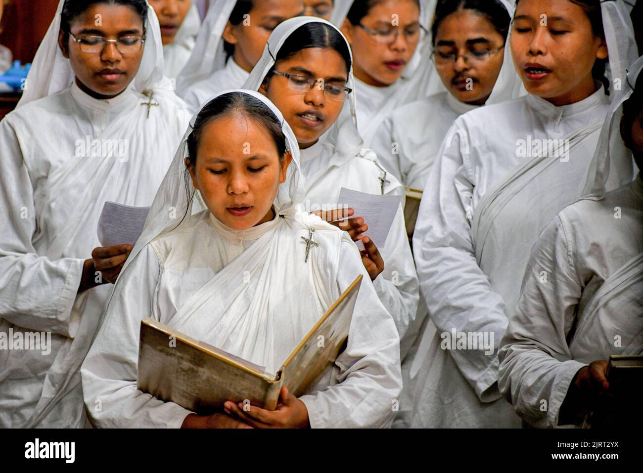 Traditional Catholic Nuns Of Dress