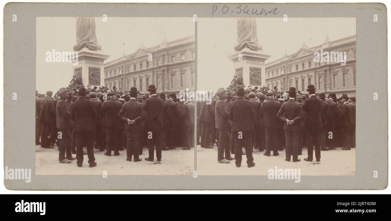 Landmark office space Cut Out Stock Images & Pictures - Alamy