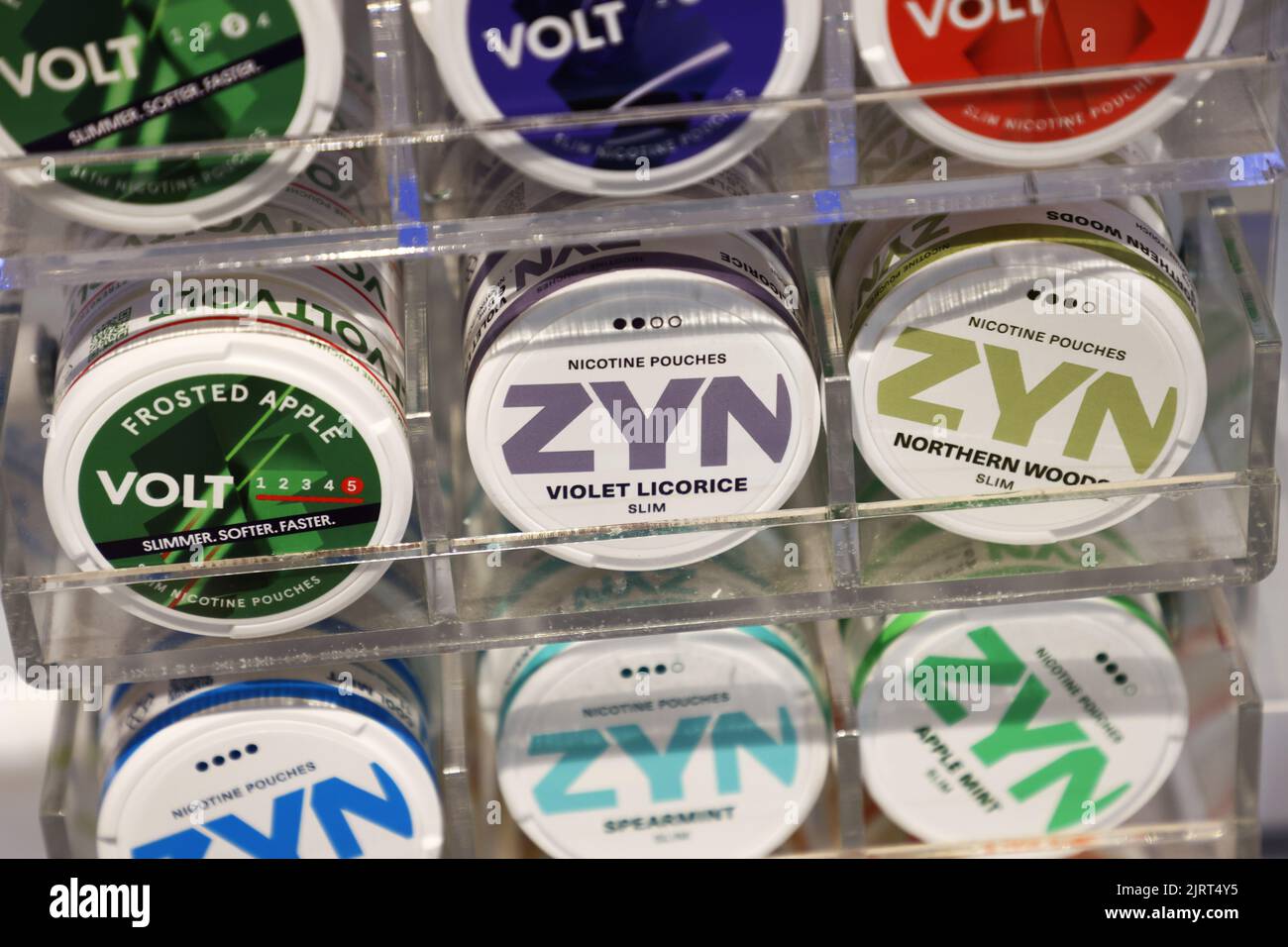 Zyn signs hi-res stock photography and images - Alamy