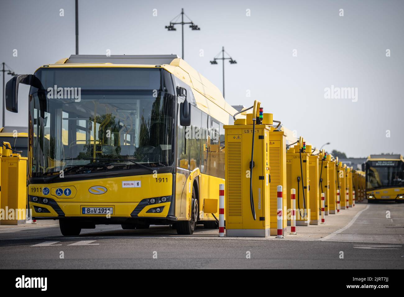 Berlins public transport hi-res stock photography and images - Alamy