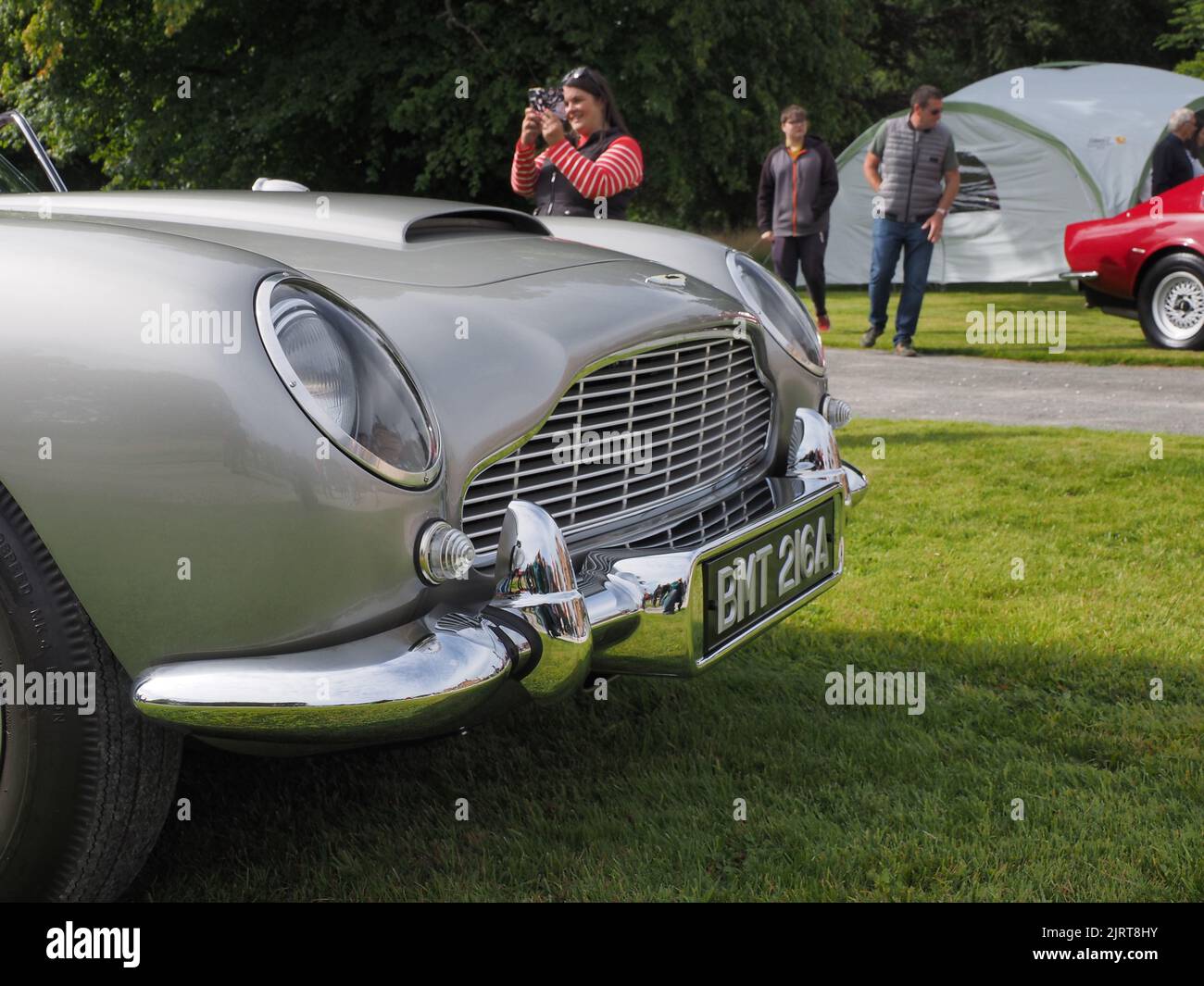 Goldfinger connery aston hi-res stock photography and images - Alamy