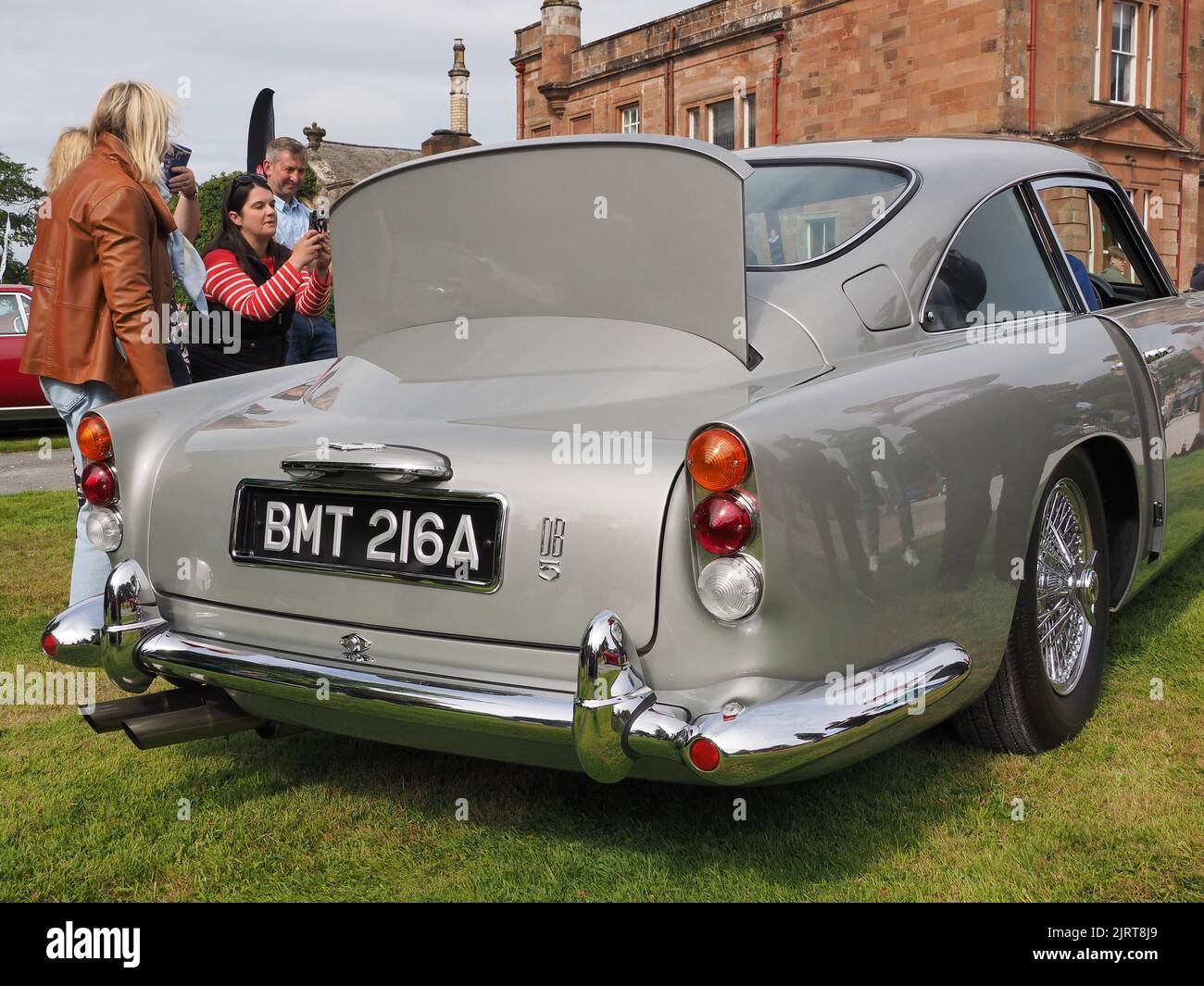 Goldfinger connery aston hi-res stock photography and images - Alamy