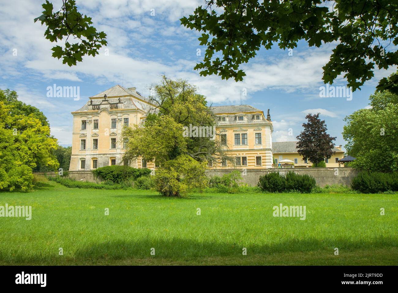 Beautiful palace background hi-res stock photography and images - Alamy