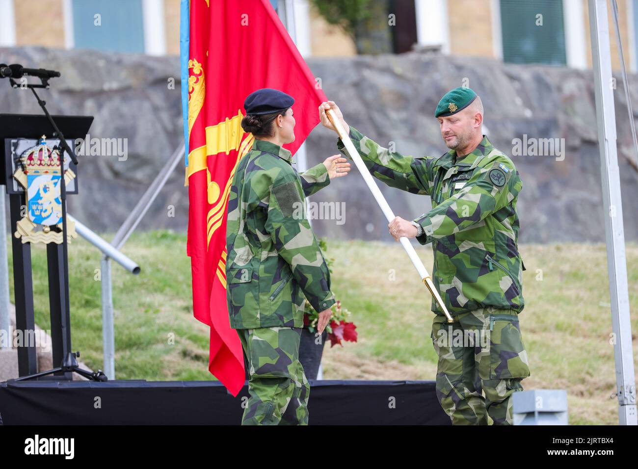Crown Princess Victoria hands over the new regimental flag to Älvsborg ...