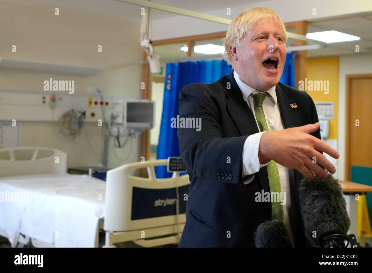 Elective orthopaedic centre hi-res stock photography and images - Alamy