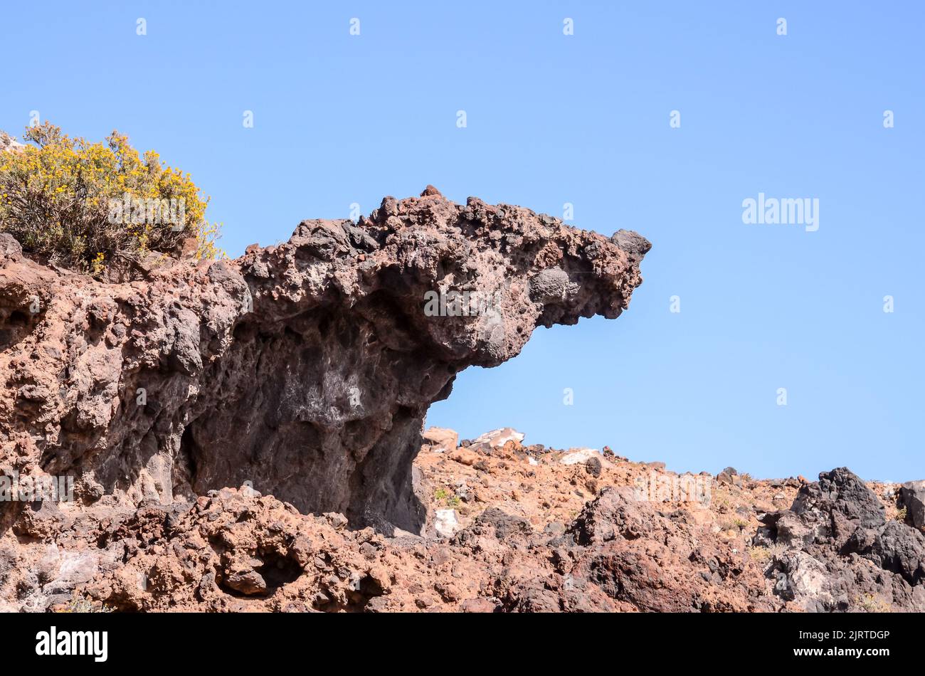 Basaltic Lava Formation near the Ocean Coast Stock Photo - Alamy