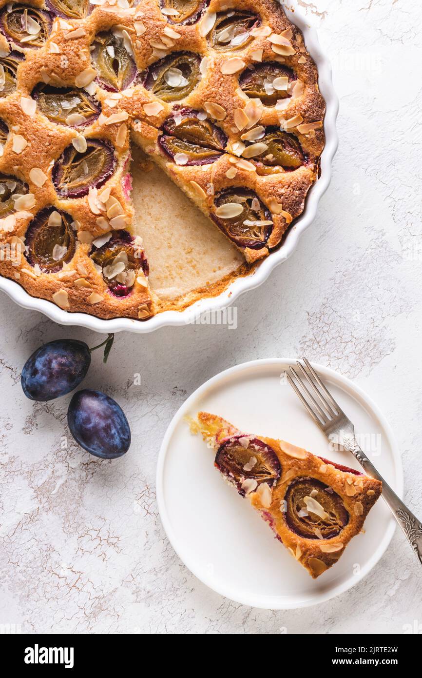 Fruit torte hi-res stock photography and images - Alamy