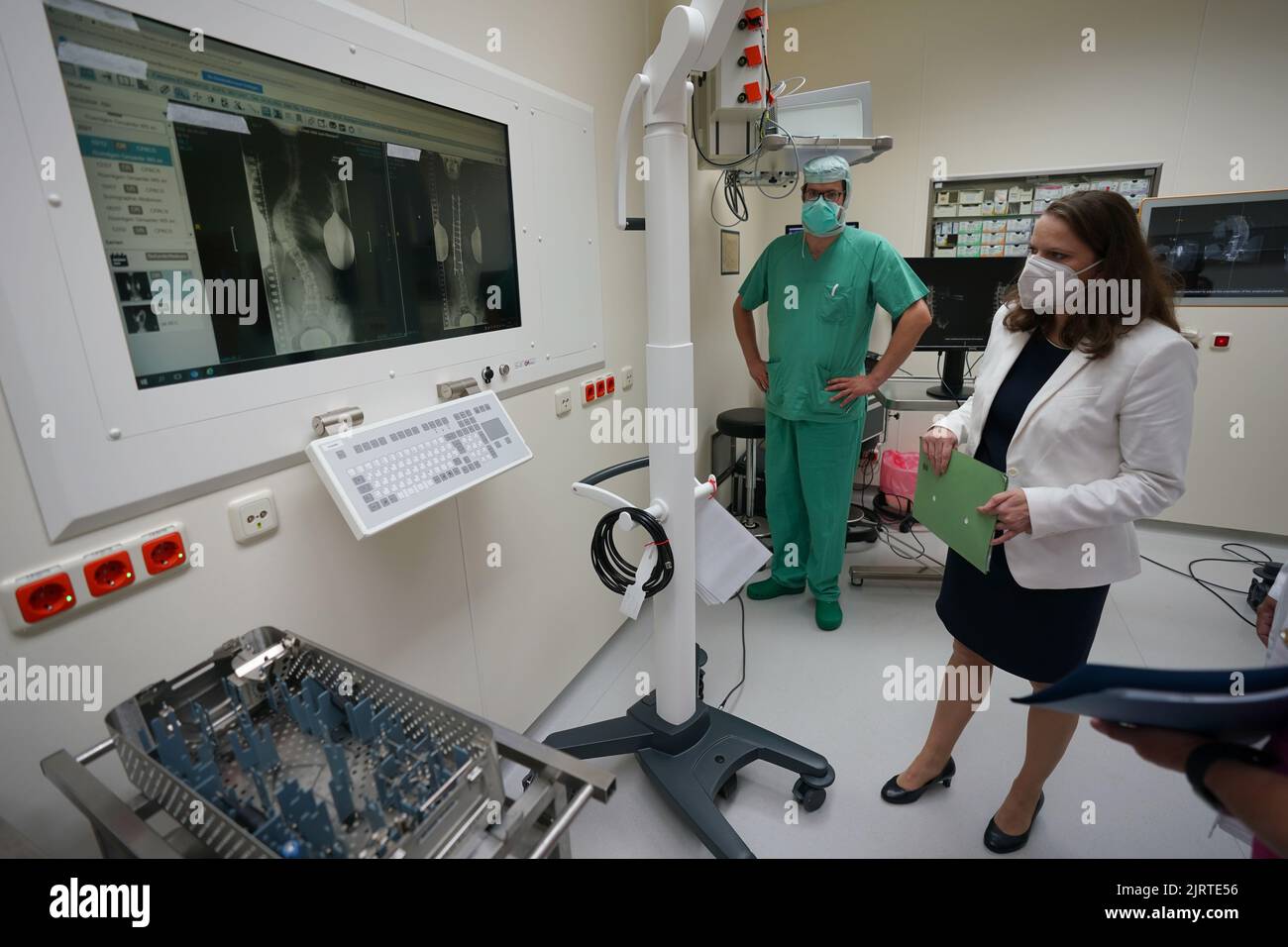 Operating room future operating room hi-res stock photography and ...