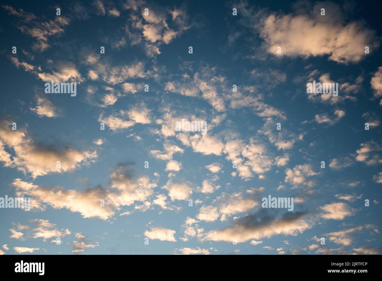Early morning sky stock image hi-res stock photography and images - Alamy