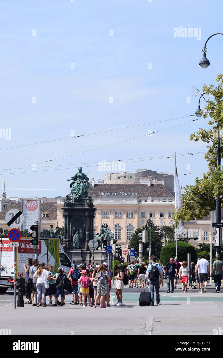Sculpture maria theresien square hi-res stock photography and images ...
