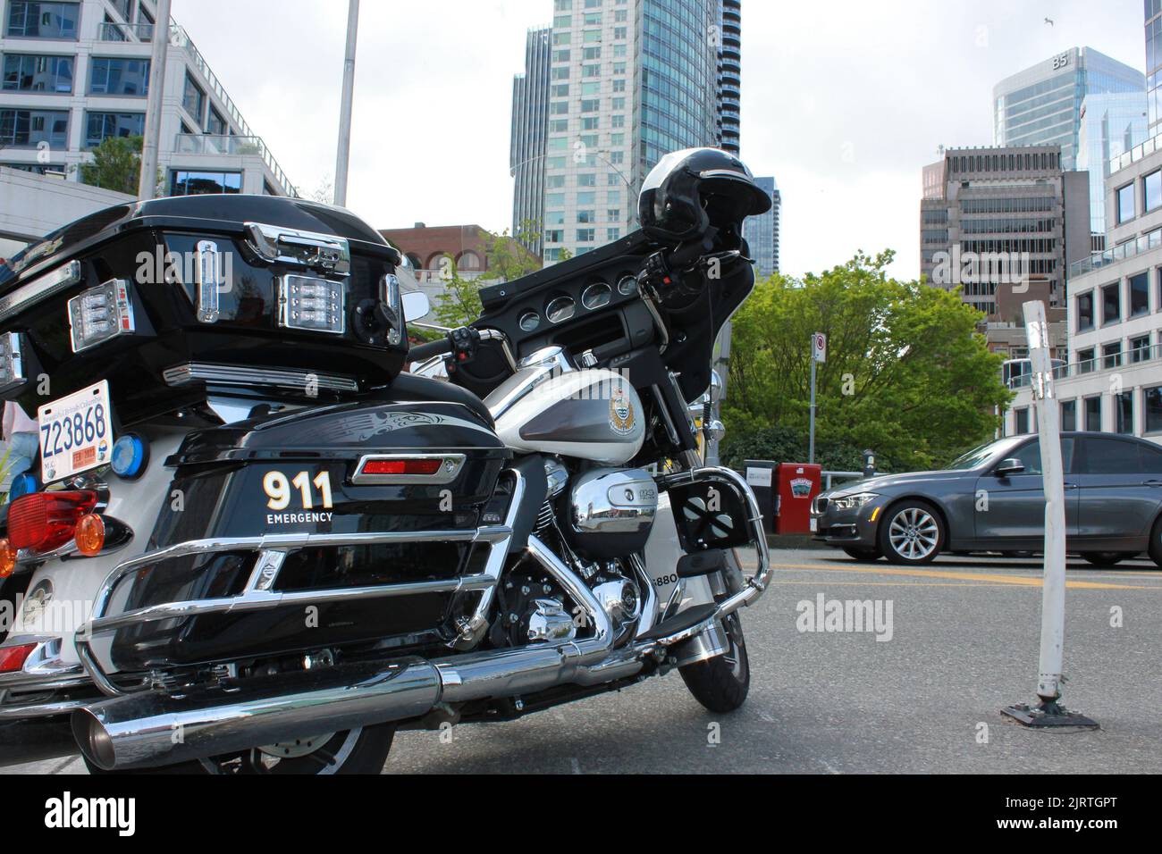 Police bike motorbike motorcycle hi-res stock photography and images ...
