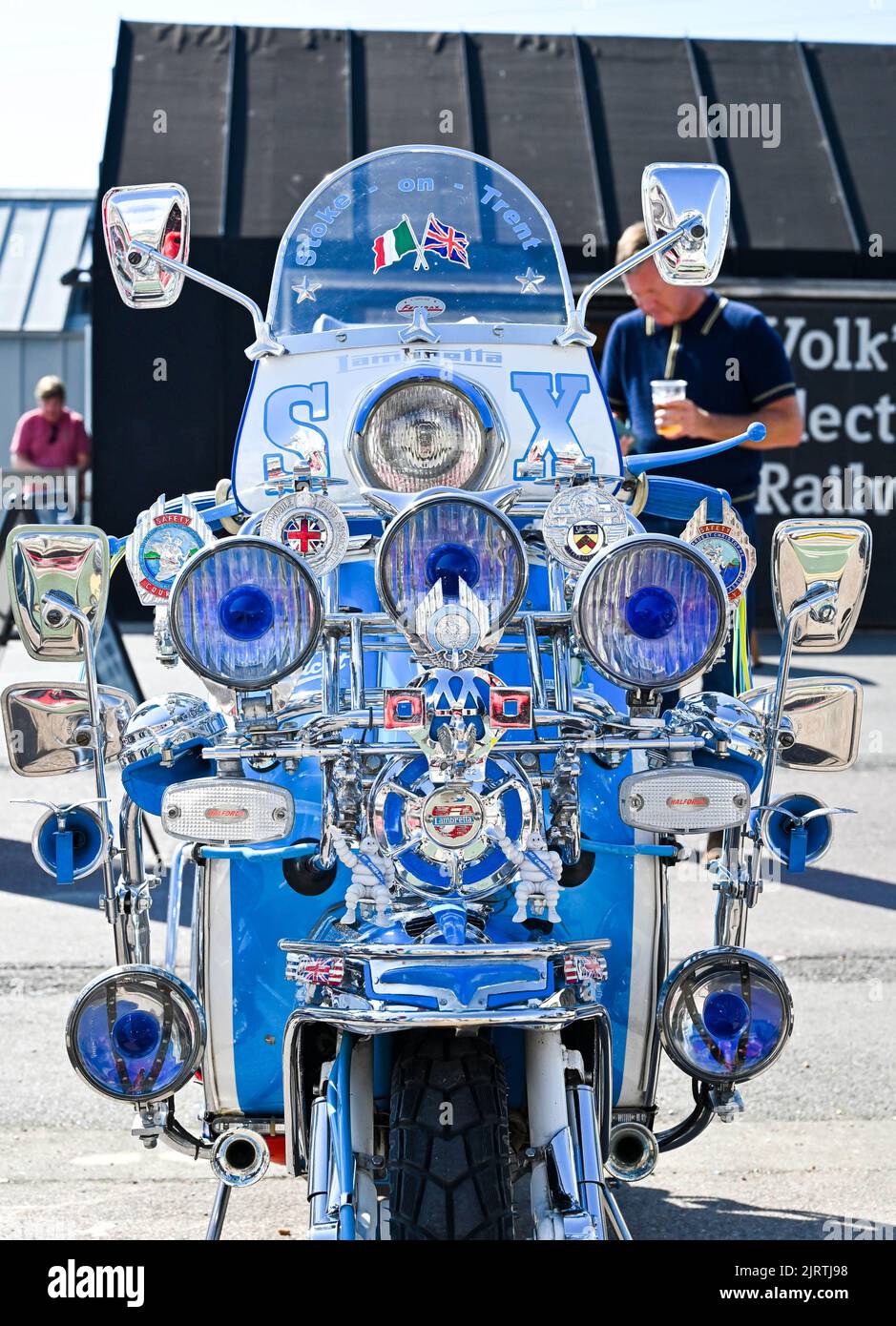 Mod all weekender brighton 2022 hi-res stock photography and images - Alamy