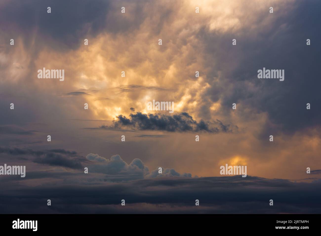 Dramatic evening clouds hi-res stock photography and images - Alamy