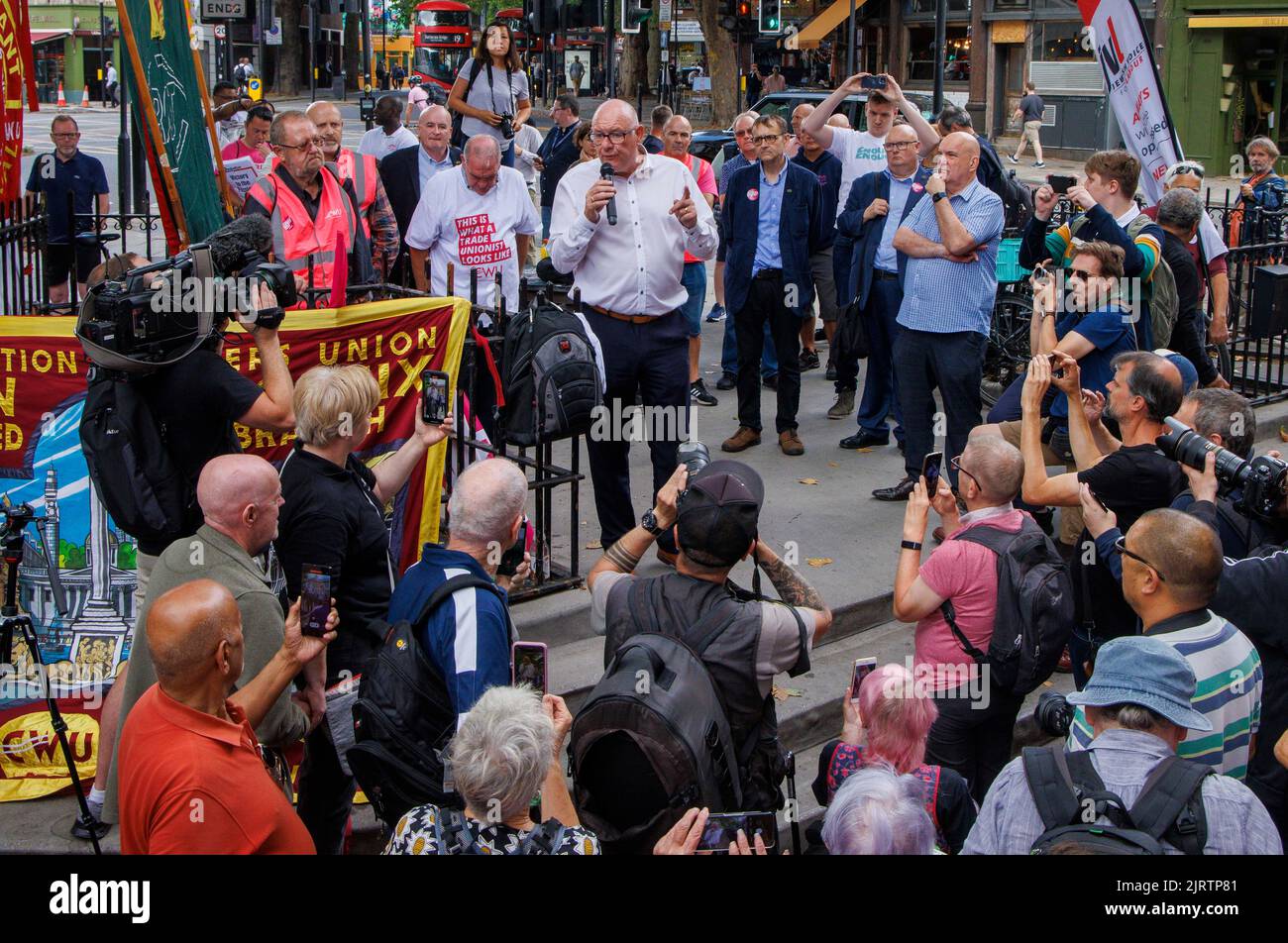 Communication workers union dave ward hi-res stock photography and ...