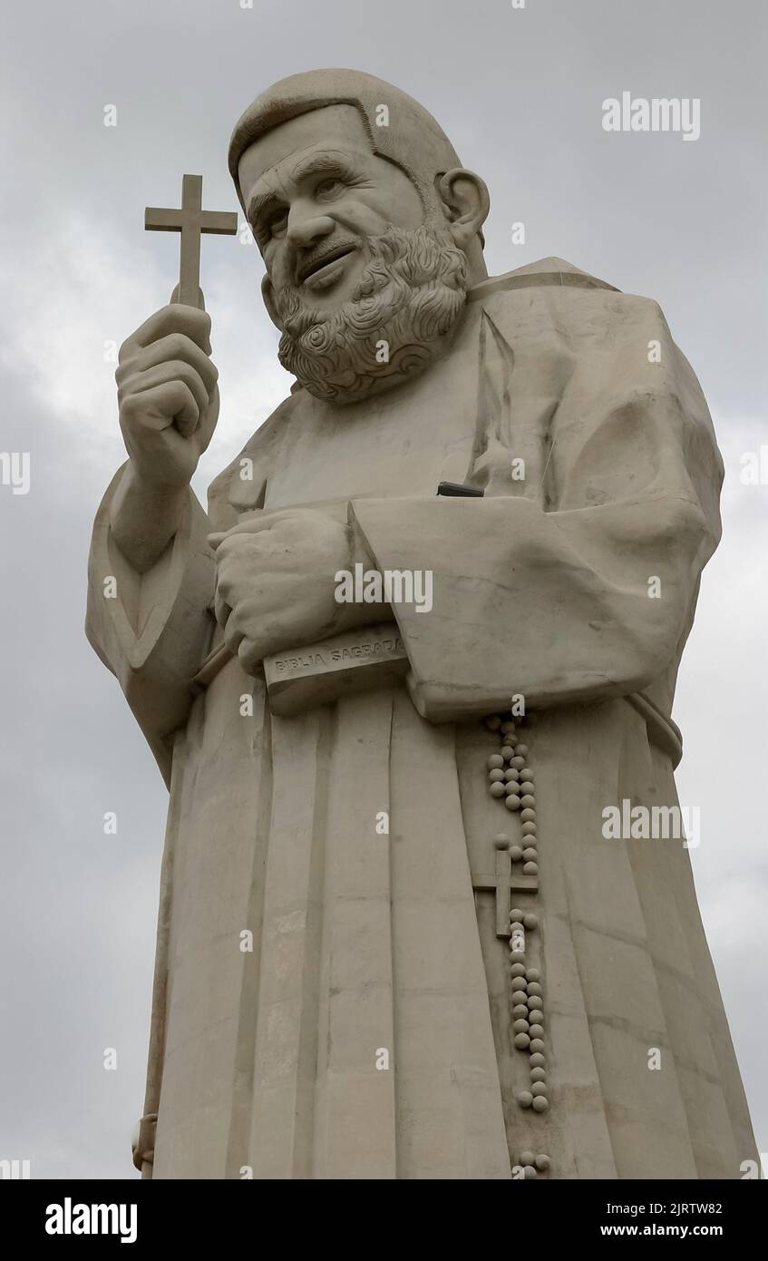 Charismatic catholic hi-res stock photography and images - Alamy