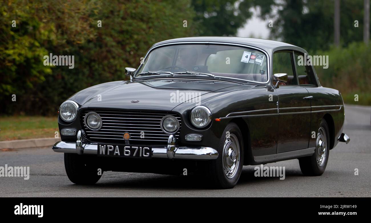 1968 Bristol 410 classic car Stock Photo - Alamy