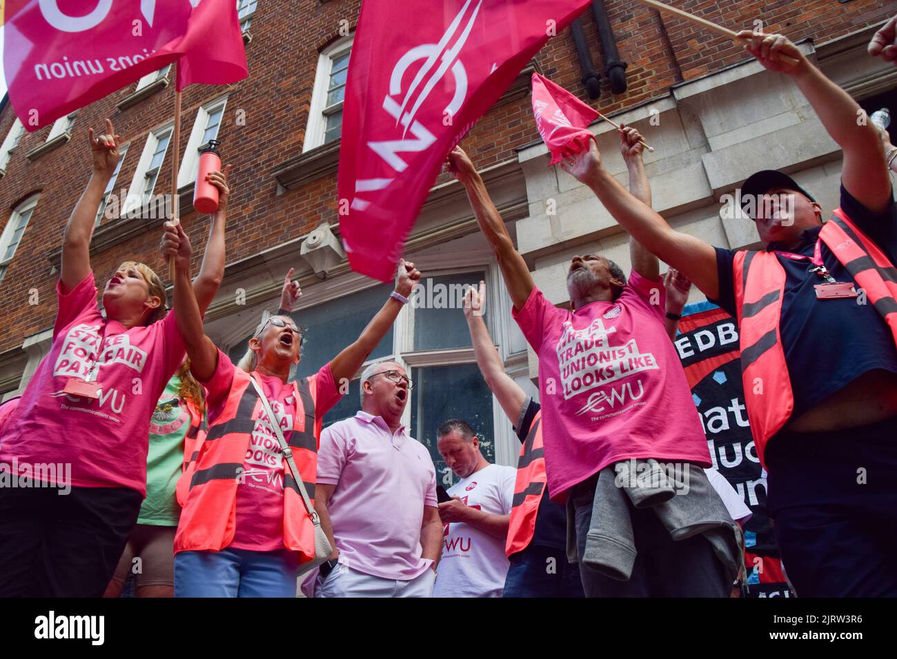 London, England, UK. 26th Aug, 2022. Protesters dance during the rally ...