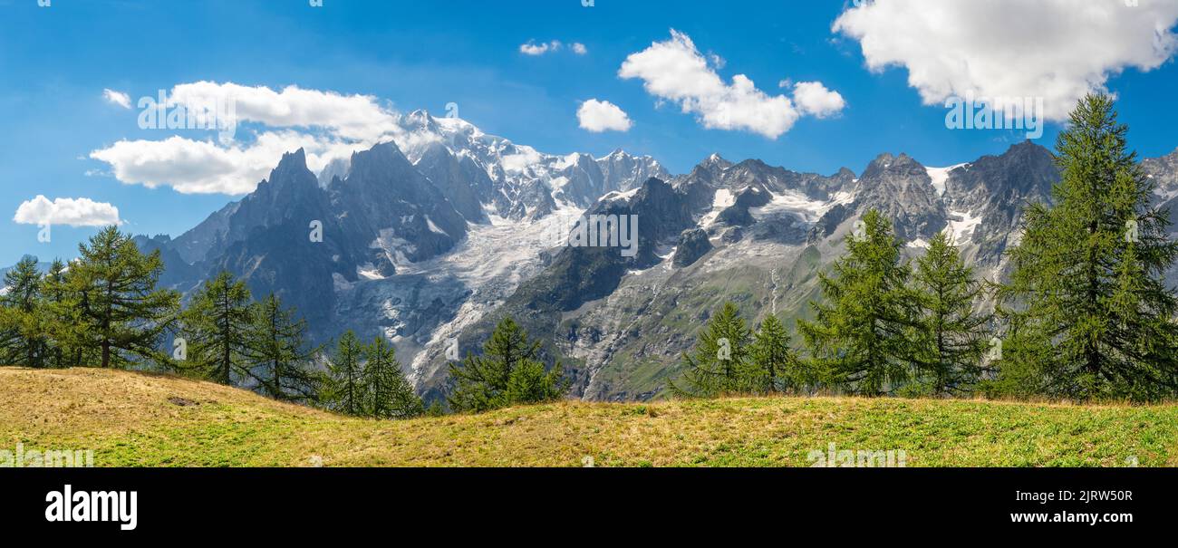 Panorama mont blanc in hi-res stock photography and images - Alamy