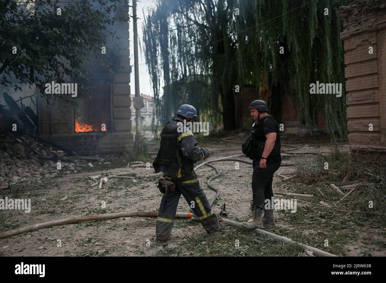 Firemen and rescuers from the Sloviansk fire department and Ukraine ...