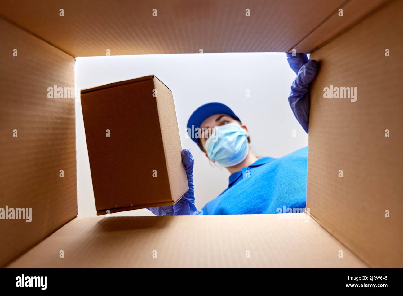 Mask box hi-res stock photography and images - Alamy