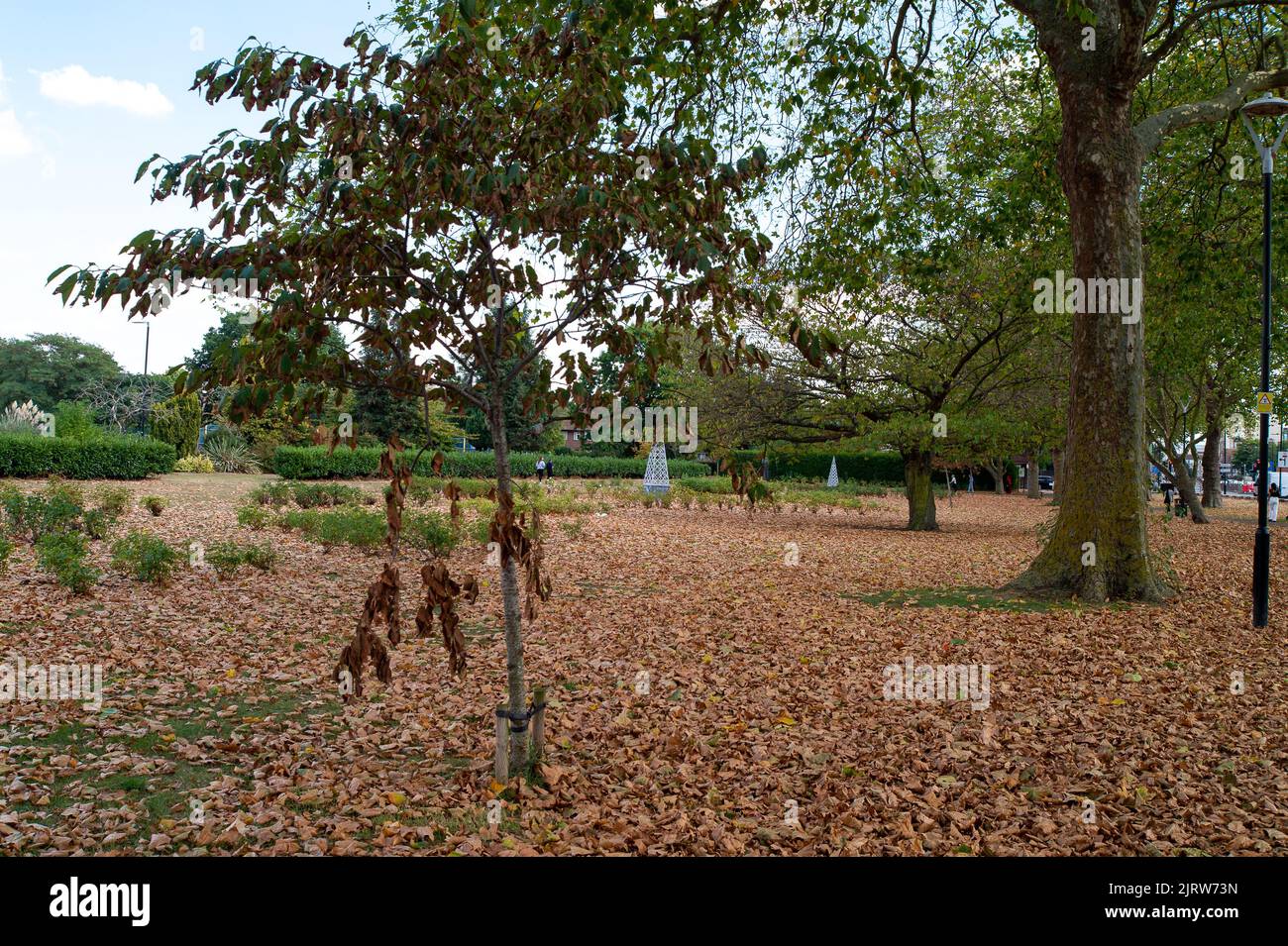Slough, Berkshire, UK. 26th August, 2022. In scenes more reminiscent of ...
