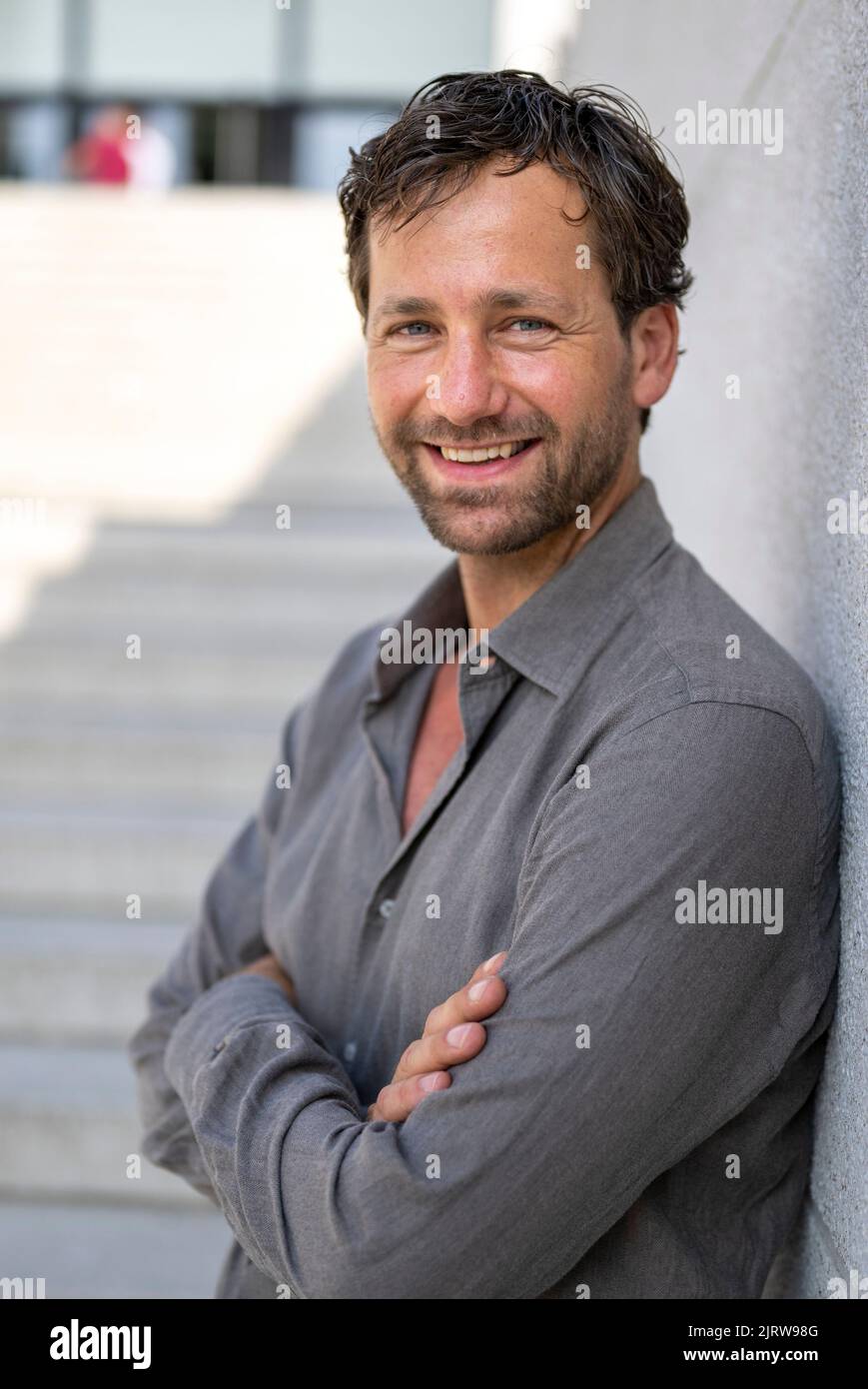 Berlin, Germany. 26th Aug, 2022. Actor Florian Stetter stands on a ...