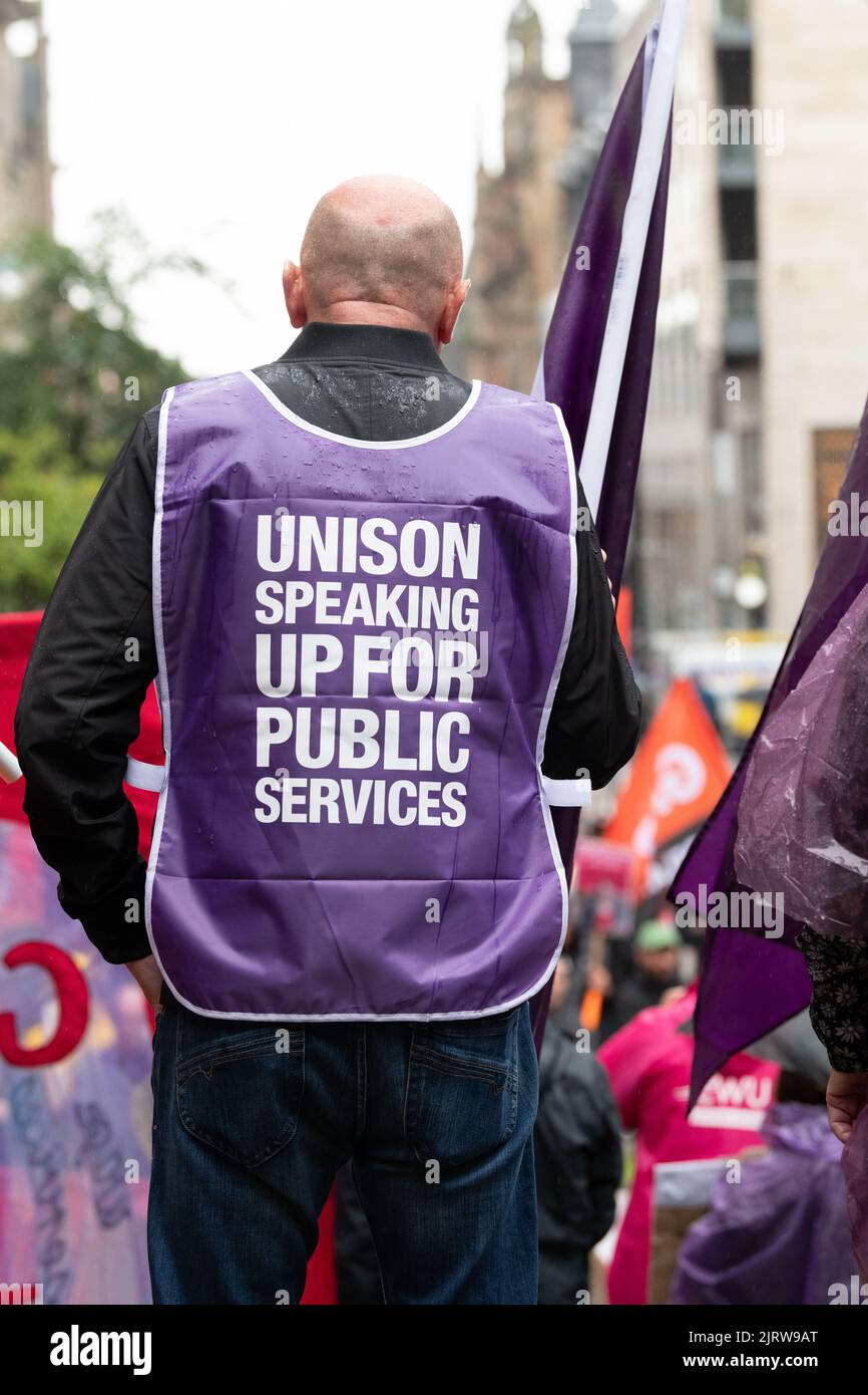 Unison strike uk 2022 hi-res stock photography and images - Alamy